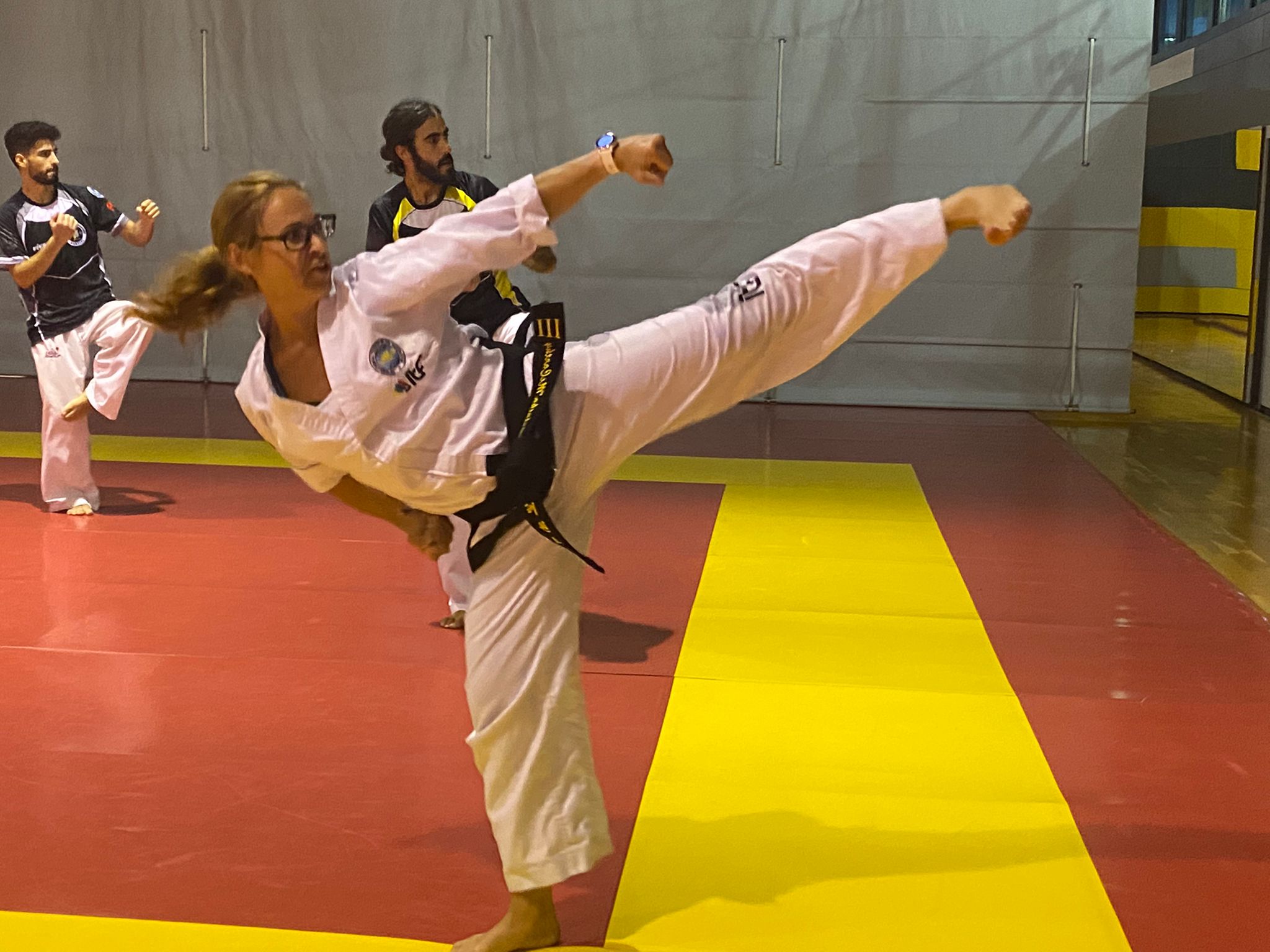 Boo-Sabum Malaika traint mee in Spanje - I.T.F. Nederland